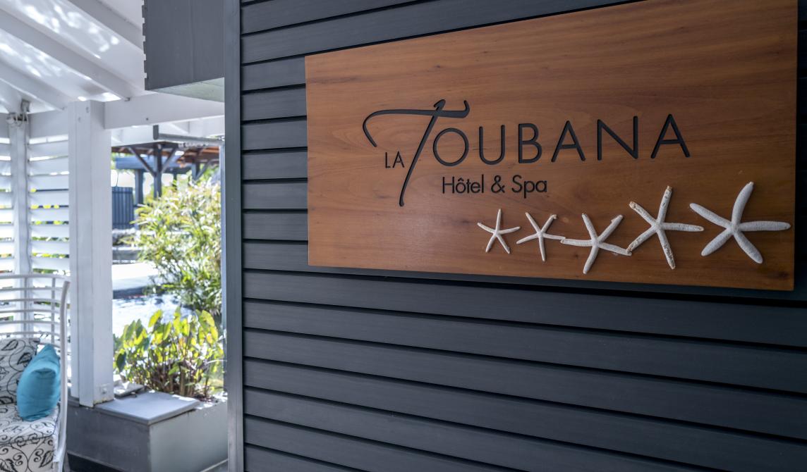 Our coextruded composite wood fence Atmosphere | Silvadec